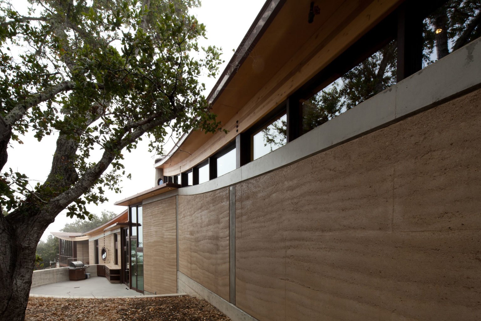 Coastal Rammed Earth - Semmes & Co. Builders